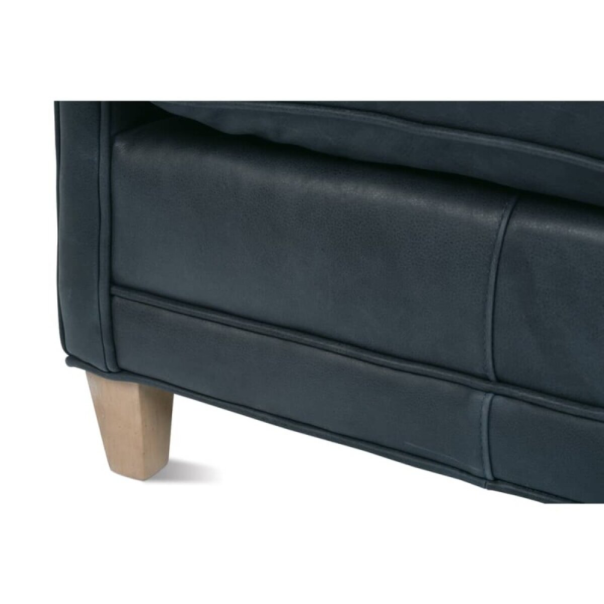 Springfield Leather Accent Chair - Room to Room Furniture - Tupelo, MS ...
